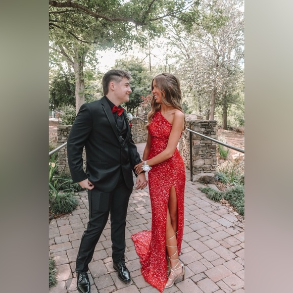 Ashley Lauren | Dresses | Ashley Lauren Red Prom Dress | Poshmark